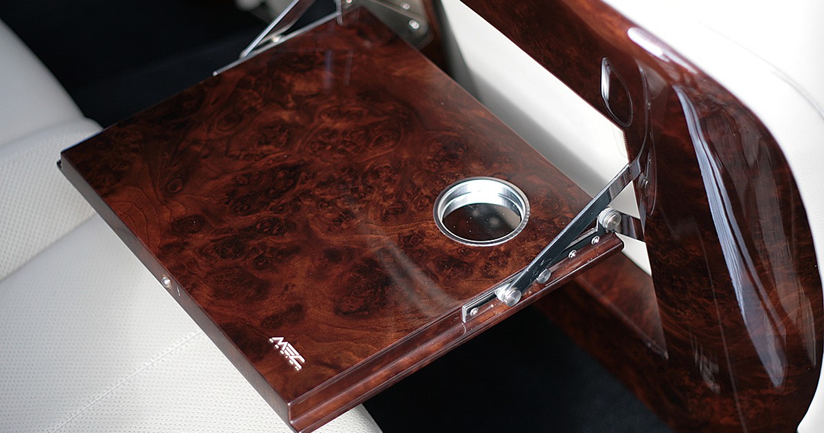 Noble interior for your Mercedes Benz W221